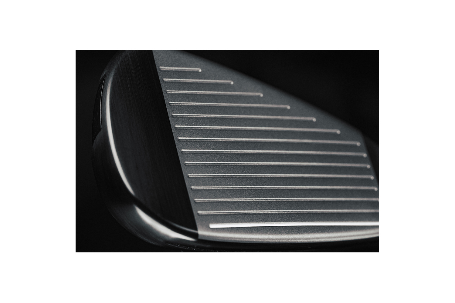 Limited Edition - TaylorMade Stealth Black Irons - Golfonline